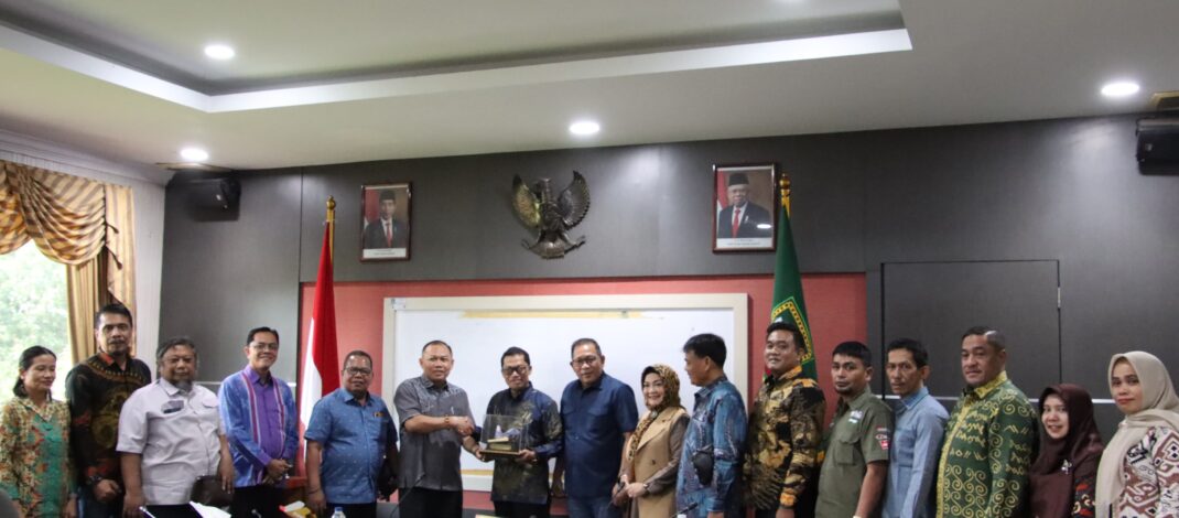 Sekretariat DPRD Kota Batam - Website Resmi DPRD Kota Batam